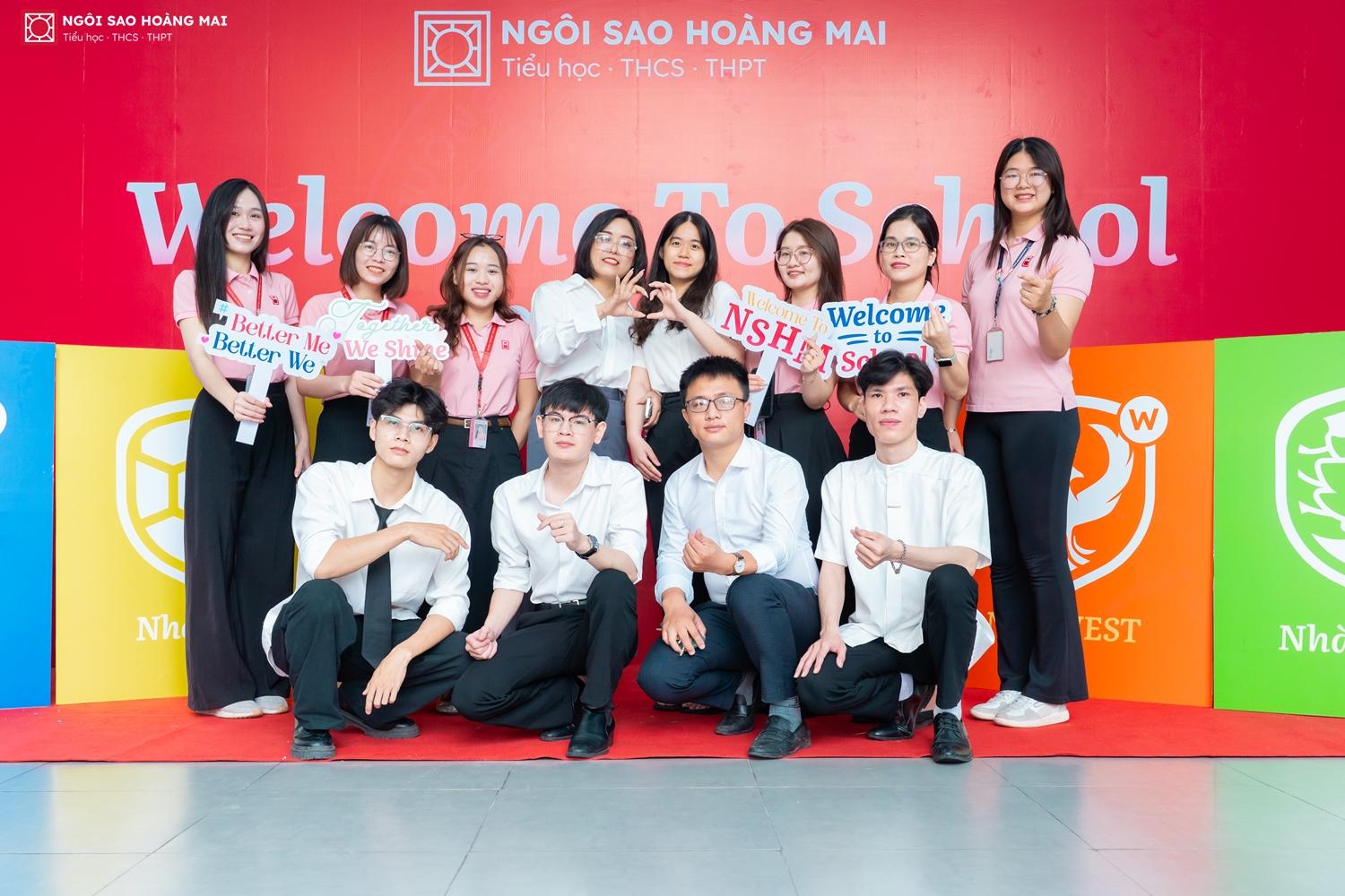 CHÀO MỪNG ĐỘI NGŨ CÁN BỘ GIÁO VIÊN - NHÂN VIÊN NGÔI SAO HOÀNG MAI TRỞ ...